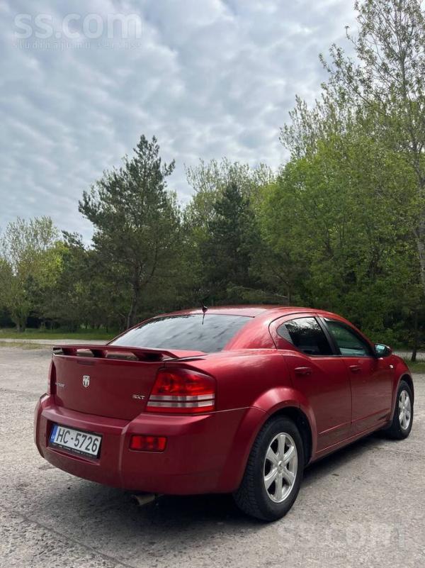 Sarkans Dodge Avenger 2007 Liepāja, ar dzinēja tilpumu 2.40 L un nobraukumu 217 tūkst. km par 2250 €, foto 3 vietnē AUTOMOTO.COM.LV