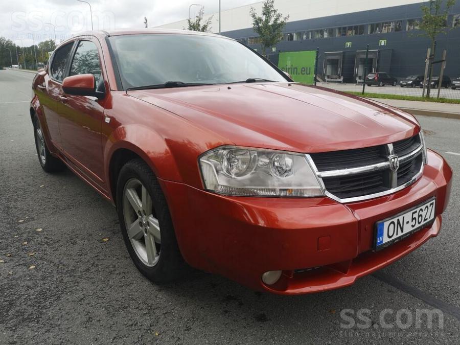 Red Dodge Avenger 2007 in Riga, with an engine capacity of 2.00 L and mileage of 0 thousand km for 2690 €, photo 4 on AUTOMOTO.COM.LV