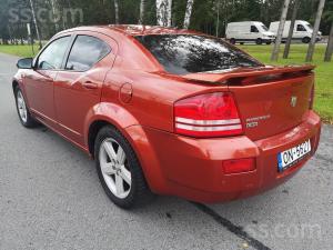 Red Dodge Avenger 2007 in Riga, with an engine capacity of 2.00 L and mileage of 0 thousand km for 2690 €, photo 5 on AUTOMOTO.COM.LV