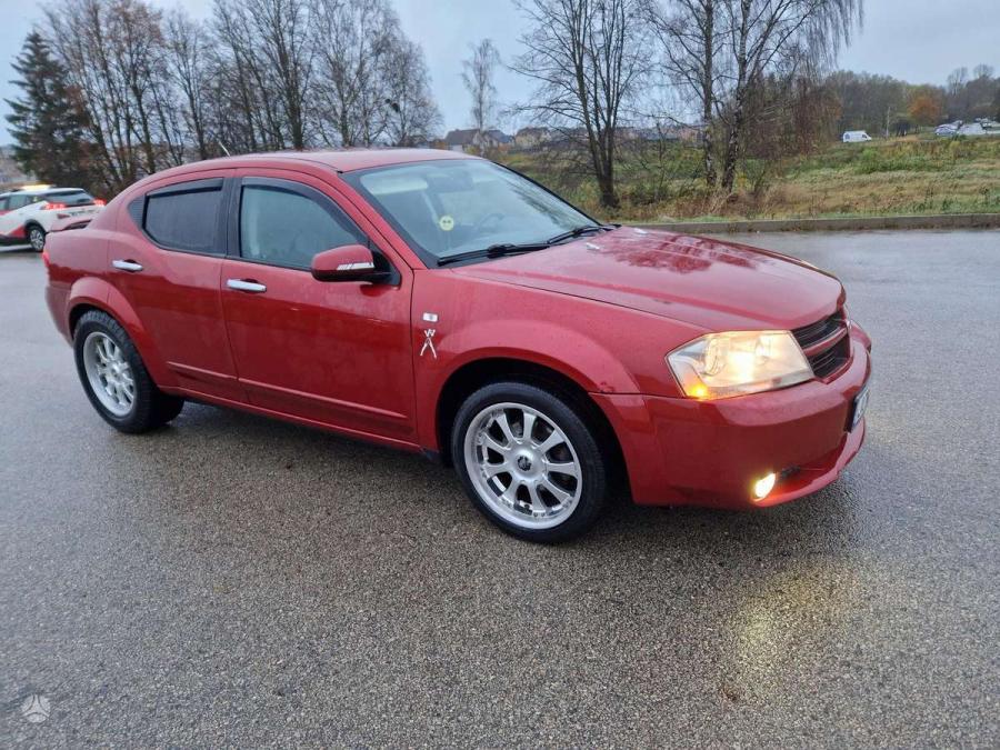 Sarkans Dodge Avenger 2008 Šauļi, ar dzinēja tilpumu 1.97 L un nobraukumu 3 tūkst. km par 2600 €, foto 3 vietnē AUTOMOTO.COM.LV
