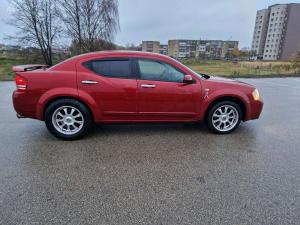 Sarkans Dodge Avenger 2008 Šauļi, ar dzinēja tilpumu 1.97 L un nobraukumu 3 tūkst. km par 2600 €, foto 4 vietnē AUTOMOTO.COM.LV