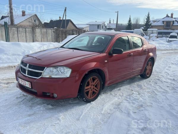 Sarkans Dodge Avenger 2009 Daugavpils, ar dzinēja tilpumu 2.40 L un nobraukumu 233 tūkst. km par 1700 €, foto 4 vietnē AUTOMOTO.COM.LV