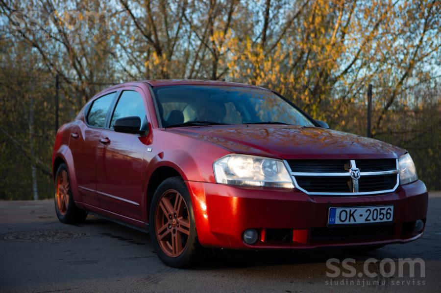 Red Dodge Avenger 2009 in Daugavpils, with an engine capacity of 2.40 L and mileage of 234 thousand km for 2900 €, photo 7 on AUTOMOTO.COM.LV