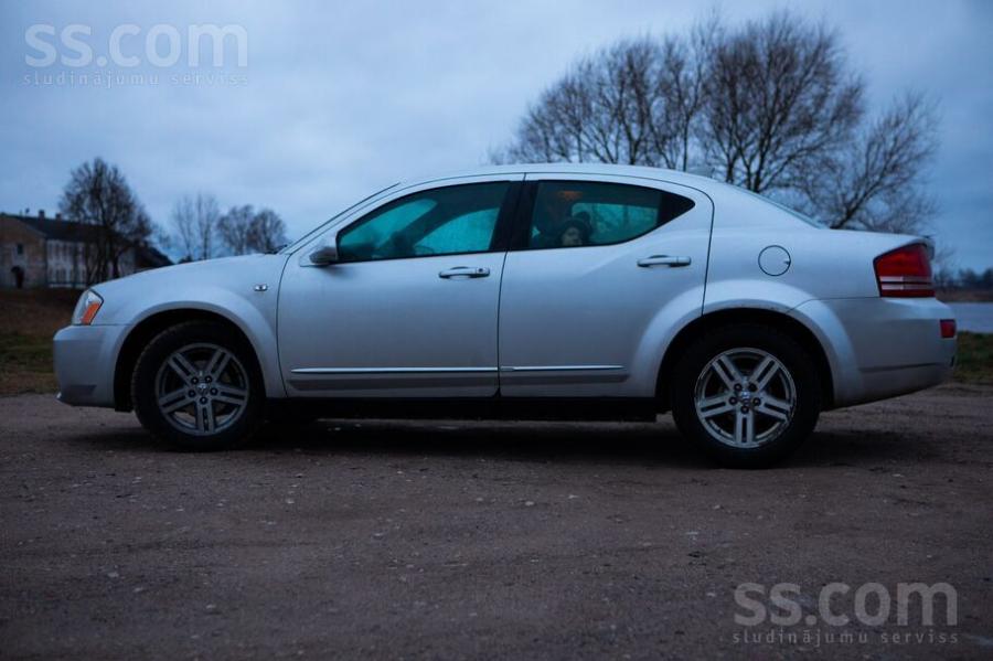 Dodge Avenger 2008 in Daugavpils, with an engine capacity of 2.40 L and mileage of 157 thousand km for 2200 €, photo 5 on AUTOMOTO.COM.LV