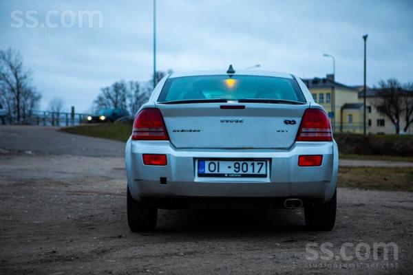 Dodge Avenger 2008 in Daugavpils, with an engine capacity of 2.40 L and mileage of 157 thousand km for 2200 €, photo 7 on AUTOMOTO.COM.LV