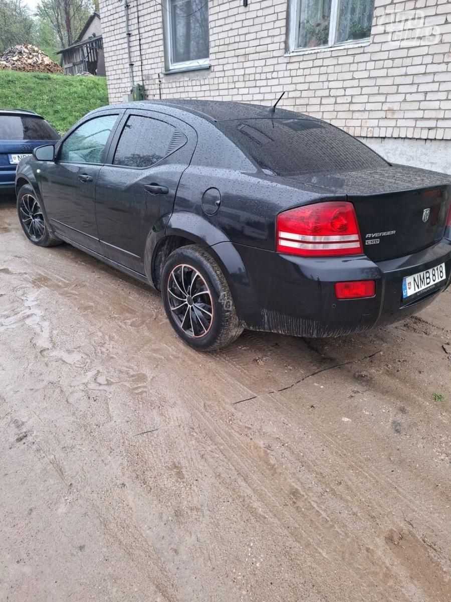 Dodge Avenger 2008 Utena, ar dzinēja tilpumu 2.00 L un nobraukumu 332 tūkst. km par 1200 €, foto 4 vietnē AUTOMOTO.COM.LV