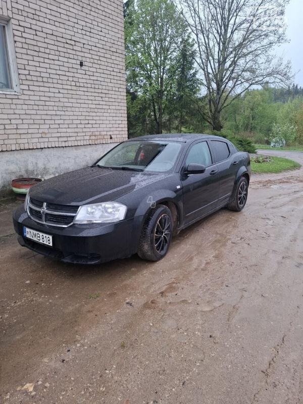 Dodge Avenger 2008 in Utena, with an engine capacity of 2.00 L and mileage of 332 thousand km for 1200 €, photo 4 on AUTOMOTO.COM.LV