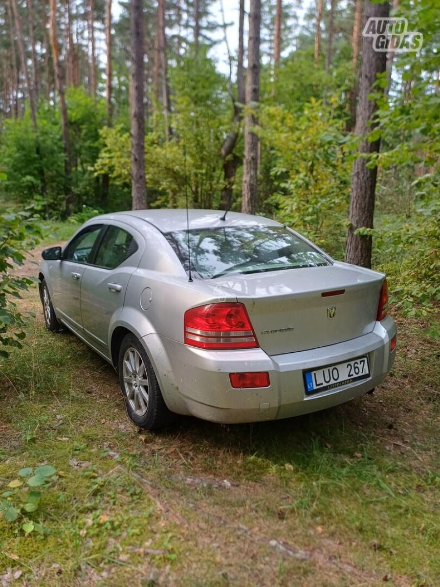 Dodge Avenger 2008 Varėna, ar dzinēja tilpumu 2.40 L un nobraukumu 461 tūkst. km par 1700 €, foto 3 vietnē AUTOMOTO.COM.LV