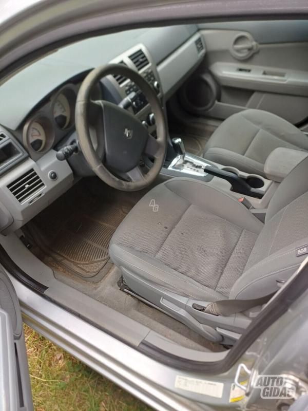 Dodge Avenger 2008 Varėna vietnē Dodge Avenger 2008 Varėna, ar dzinēja tilpumu 2.40 L un nobraukumu 461 tūkst. km par 1700 €, foto 5 vietnē AUTOMOTO.COM.LV
