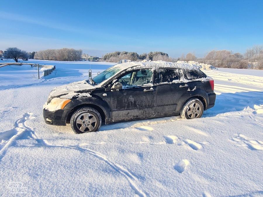 Black Dodge Caliber 2009 in Kaunas, with an engine capacity of 2.00 L and mileage of 190 thousand km for 888 €, photo 1 on AUTOMOTO.COM.LV