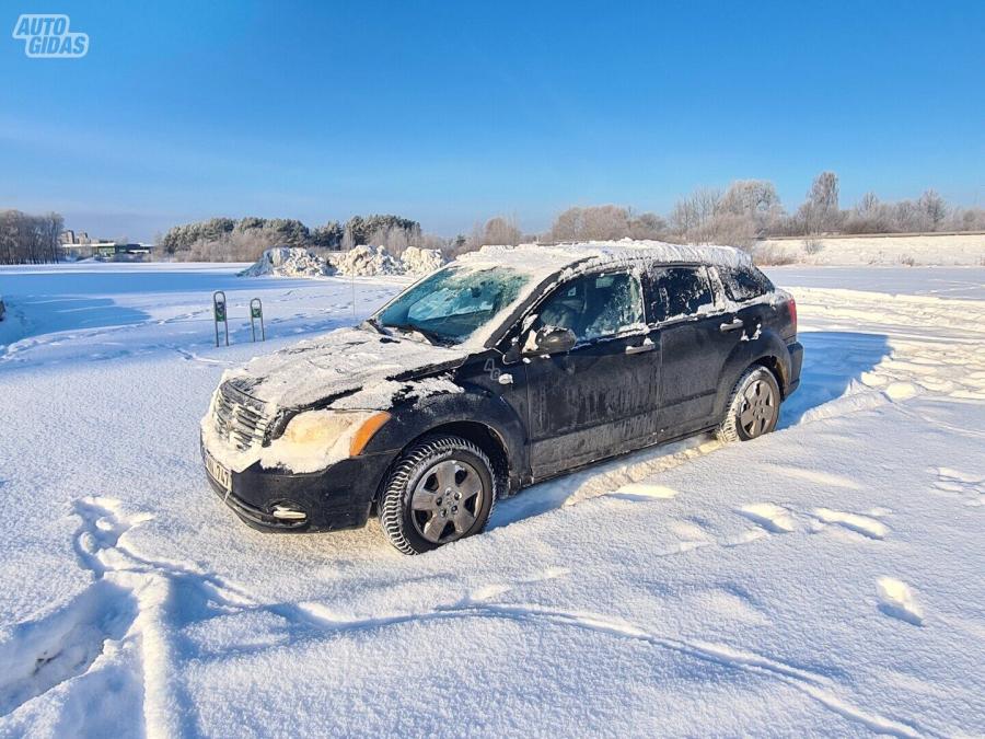 Black Dodge Caliber 2009 in Kaunas, with an engine capacity of 2.00 L and mileage of 190 thousand km for 888 €, photo 2 on AUTOMOTO.COM.LV