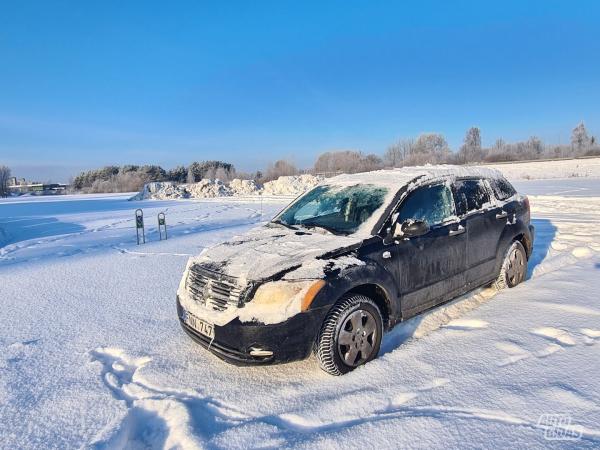 Melns Dodge Caliber 2009 Kauņa, ar dzinēja tilpumu 2.00 L un nobraukumu 190 tūkst. km par 888 €, foto 3 vietnē AUTOMOTO.COM.LV