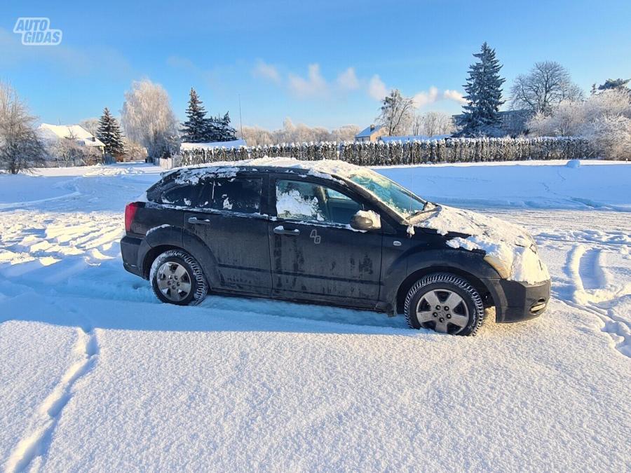 Black Dodge Caliber 2009 in Kaunas, with an engine capacity of 2.00 L and mileage of 190 thousand km for 888 €, photo 6 on AUTOMOTO.COM.LV