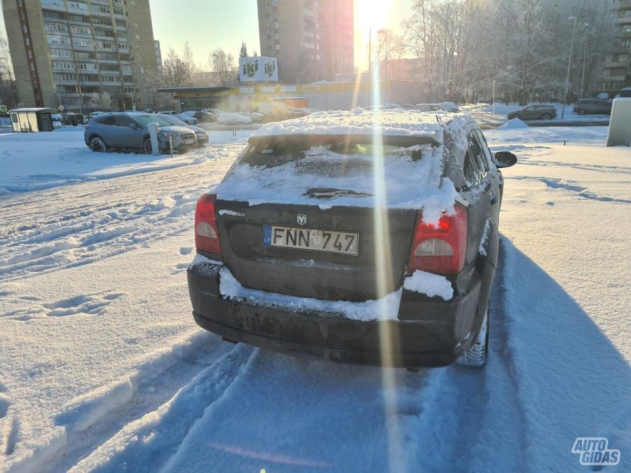 Black Dodge Caliber 2009 in Kaunas, with an engine capacity of 2.00 L and mileage of 190 thousand km for 888 €, photo 9 on AUTOMOTO.COM.LV