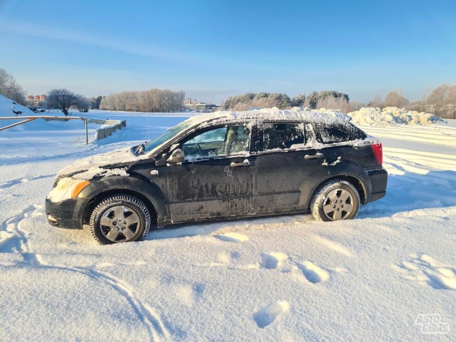 Black Dodge Caliber 2009 in Kaunas, with an engine capacity of 2.00 L and mileage of 190 thousand km for 888 €, photo 12 on AUTOMOTO.COM.LV