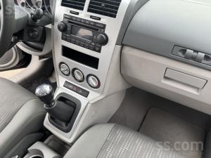 Black Dodge Caliber 2006 in Riga, with an engine capacity of 2.00 L and mileage of 200 thousand km for 2250 €, photo 14 on AUTOMOTO.COM.LV