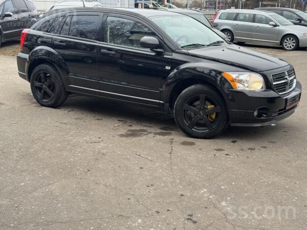 Black Dodge Caliber 2006 in Riga, with an engine capacity of 2.00 L and mileage of 200 thousand km for 2750 €, photo 1 on AUTOMOTO.COM.LV