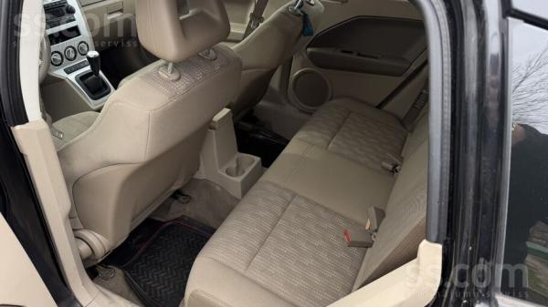 Melns Dodge Caliber 2006 Rīga, ar dzinēja tilpumu 2.00 L un nobraukumu 127 tūkst. km par 2590 €, foto 7 vietnē AUTOMOTO.COM.LV