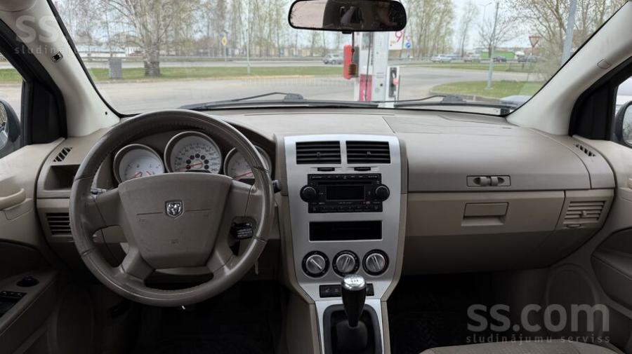 Black Dodge Caliber 2006 in Riga, with an engine capacity of 2.00 L and mileage of 127 thousand km for 2590 €, photo 12 on AUTOMOTO.COM.LV