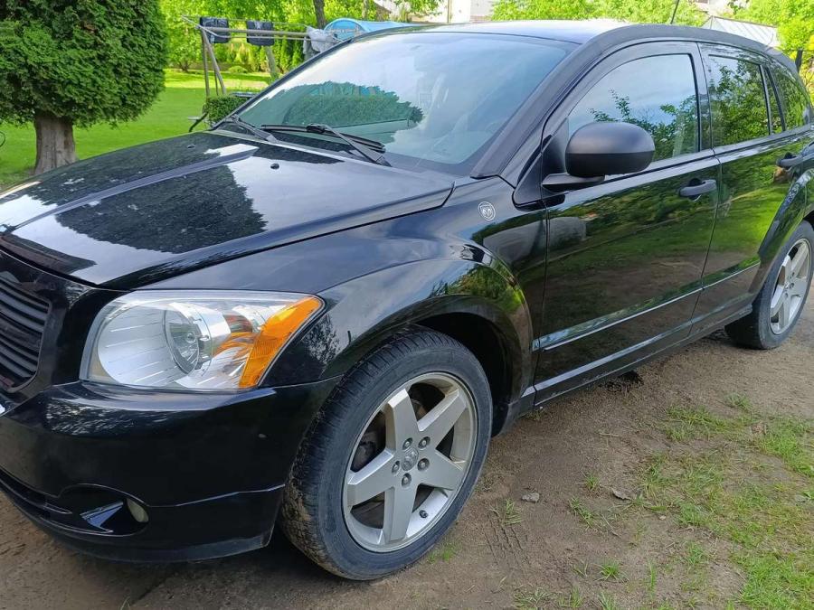 Melns Dodge Caliber 2007 Viļņa, ar dzinēja tilpumu 2.00 L un nobraukumu 366 tūkst. km par 1000 €, foto 1 vietnē AUTOMOTO.COM.LV
