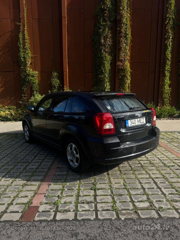 Melns Dodge Caliber 2007 Tallina, ar dzinēja tilpumu 2.00 L un nobraukumu 139 tūkst. km par 1249 €, foto 4 vietnē AUTOMOTO.COM.LV