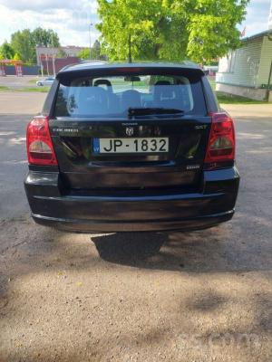 Melns Dodge Caliber 2008 Daugavpils, ar dzinēja tilpumu 2.00 L un nobraukumu 265 tūkst. km par 2100 €, foto 3 vietnē AUTOMOTO.COM.LV
