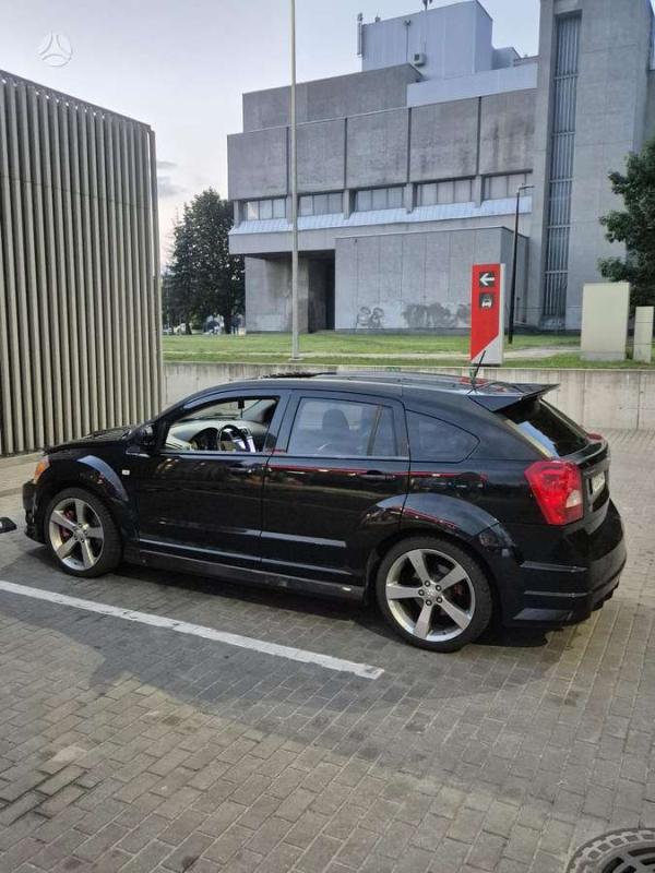 Melns Dodge Caliber 2008 Viļņa, ar dzinēja tilpumu 2.36 L un nobraukumu 255 tūkst. km par 5000 €, foto 3 vietnē AUTOMOTO.COM.LV