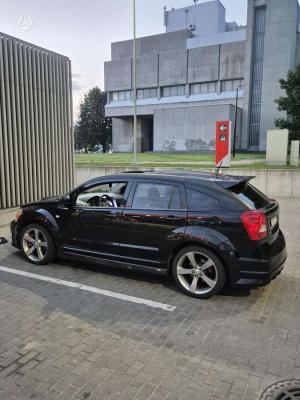 Melns Dodge Caliber 2008 Viļņa, ar dzinēja tilpumu 2.36 L un nobraukumu 255 tūkst. km par 5000 €, foto 4 vietnē AUTOMOTO.COM.LV