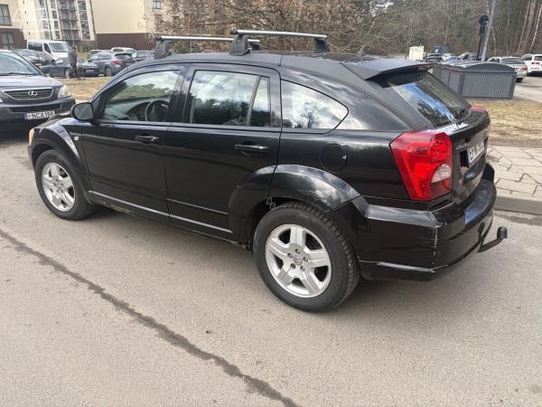 Black Dodge Caliber 2009 in Vilnius, with an engine capacity of 2.00 L and mileage of 191 thousand km for 1150 €, photo 5 on AUTOMOTO.COM.LV