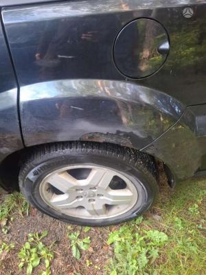 Black Dodge Caliber 2010 in Vilnius, with an engine capacity of 1.97 L and mileage of 287 thousand km for 900 €, photo 13 on AUTOMOTO.COM.LV
