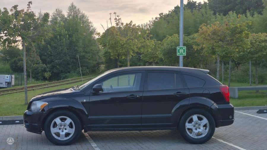 Black Dodge Caliber 2012 in Klaipeda, with an engine capacity of 2.00 L and mileage of 151 thousand km for 995 €, photo 11 on AUTOMOTO.COM.LV