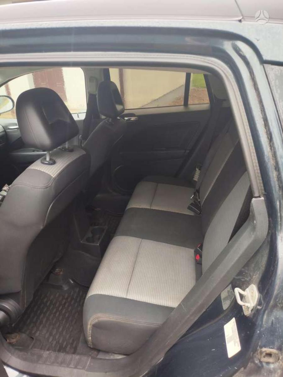 Blue Dodge Caliber 2011 in Vilnius, with an engine capacity of 2.00 L and mileage of 178 thousand km for 1650 €, photo 6 on AUTOMOTO.COM.LV