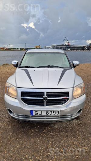 Pelēks Dodge Caliber 2007 Rīga, ar dzinēja tilpumu 2.00 L un nobraukumu 229 tūkst. km par 1940 €, foto 3 vietnē AUTOMOTO.COM.LV