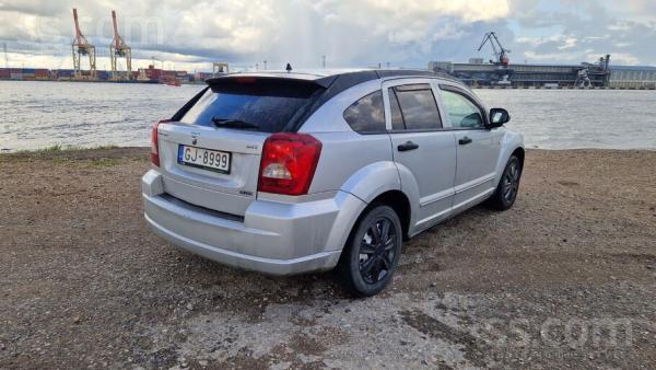 Pelēks Dodge Caliber 2007 Rīga, ar dzinēja tilpumu 2.00 L un nobraukumu 229 tūkst. km par 1940 €, foto 4 vietnē AUTOMOTO.COM.LV