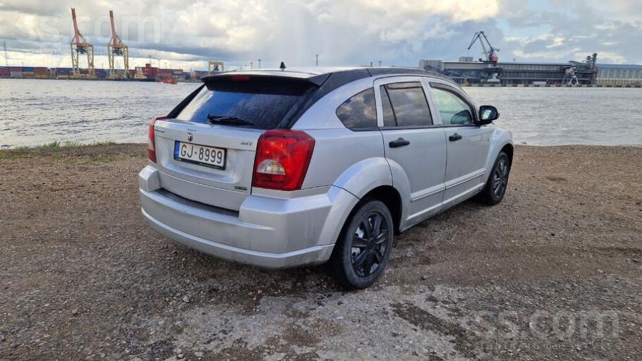 Pelēks Dodge Caliber 2007 Rīga, ar dzinēja tilpumu 2.00 L un nobraukumu 229 tūkst. km par 1940 €, foto 5 vietnē AUTOMOTO.COM.LV