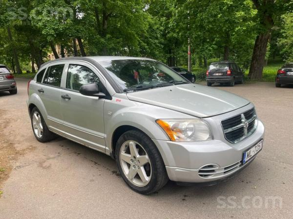 Dodge Caliber 2007 in Riga, with an engine capacity of 2.00 L and mileage of 135 thousand km for 350 €, photo 5 on AUTOMOTO.COM.LV