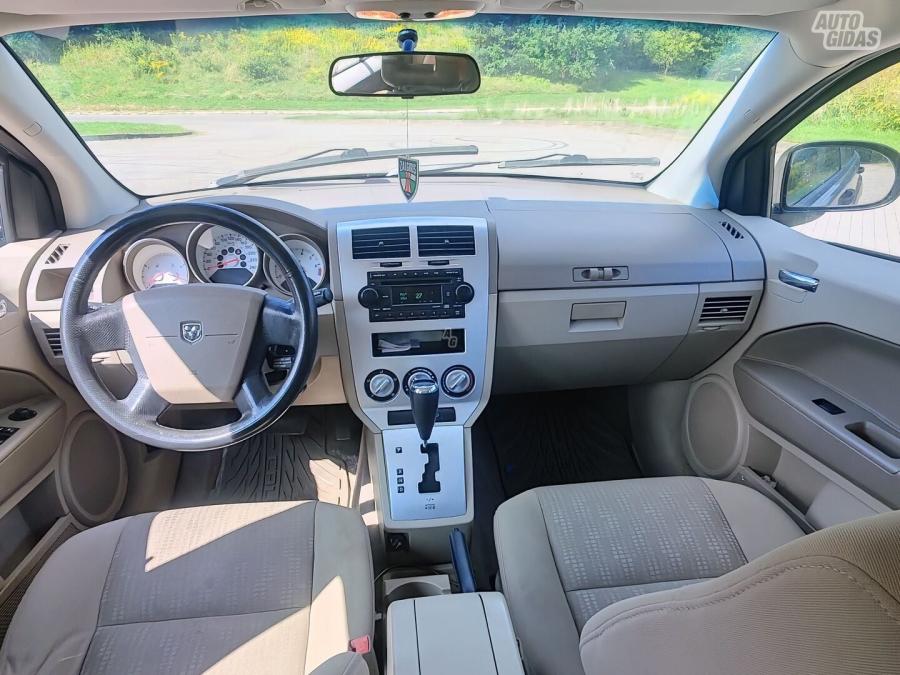 Dodge Caliber 2007 in Vilnius, with an engine capacity of 2.00 L and mileage of 191 thousand km for 750 €, photo 9 on AUTOMOTO.COM.LV
