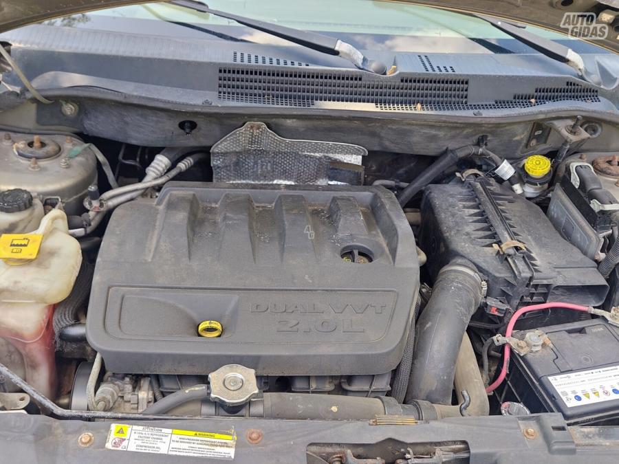Dodge Caliber 2007 in Vilnius, with an engine capacity of 2.00 L and mileage of 191 thousand km for 750 €, photo 12 on AUTOMOTO.COM.LV