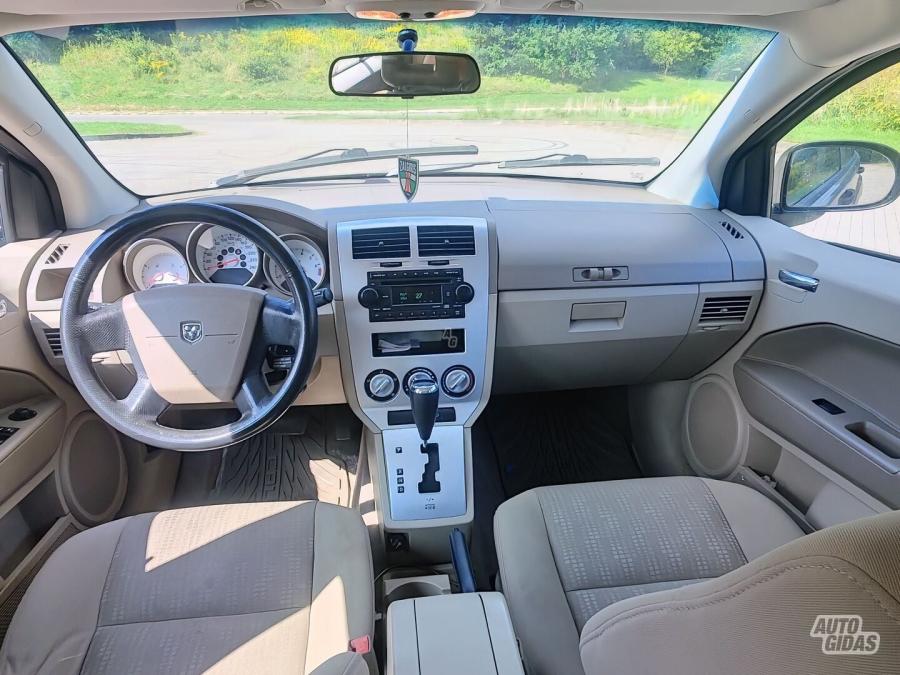 Dodge Caliber 2007 in Vilnius, with an engine capacity of 2.00 L and mileage of 176 thousand km for 750 €, photo 9 on AUTOMOTO.COM.LV