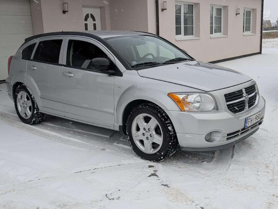 Dodge Caliber 2009 in Siauliai, with an engine capacity of 2.00 L and mileage of 250 thousand km for 1999 €, photo 1 on AUTOMOTO.COM.LV