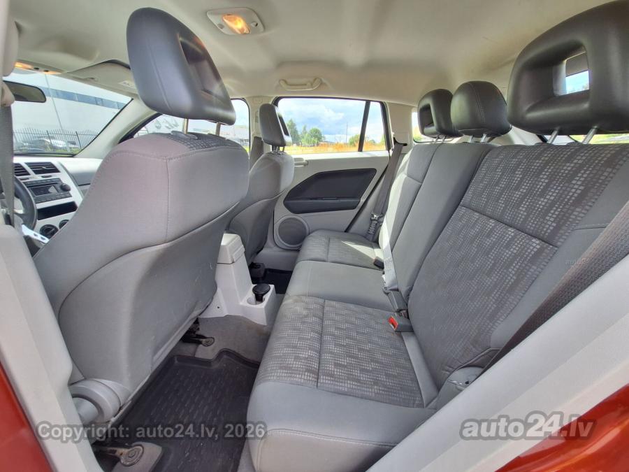 Orange Dodge Caliber 2007 in Tartu, with an engine capacity of 1.80 L and mileage of 260 thousand km for 3600 €, photo 12 on AUTOMOTO.COM.LV