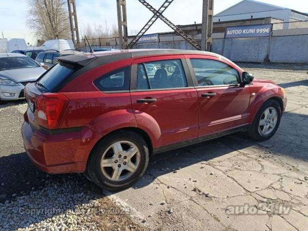Red Dodge Caliber 2006 in Tallinn, with an engine capacity of 1.80 L and mileage of 289 thousand km for 699 €, photo 3 on AUTOMOTO.COM.LV