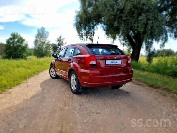 Red Dodge Caliber 2006 in Riga, with an engine capacity of 2.00 L and mileage of 278 thousand km for 1500 €, photo 4 on AUTOMOTO.COM.LV