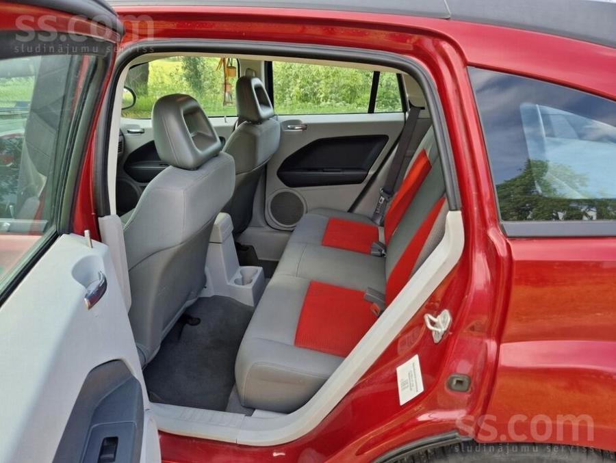 Sarkans Dodge Caliber 2006 Rīga, ar dzinēja tilpumu 2.00 L un nobraukumu 278 tūkst. km par 1500 €, foto 8 vietnē AUTOMOTO.COM.LV