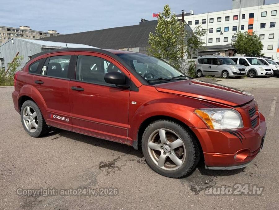 Red Dodge Caliber 2007 in Tallinn, with an engine capacity of 2.00 L and mileage of 299 thousand km for 799 €, photo 1 on AUTOMOTO.COM.LV