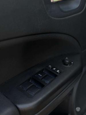 Balts Dodge Caliber 2010 Viļņa, ar dzinēja tilpumu 2.00 L un nobraukumu 167 tūkst. km par 1450 €, foto 14 vietnē AUTOMOTO.COM.LV