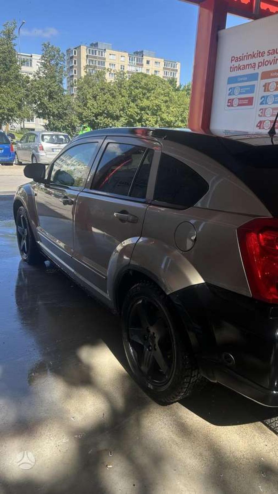 Yellow Dodge Caliber 2007 in Siauliai, with an engine capacity of 2.00 L and mileage of 253 thousand km for 1200 €, photo 1 on AUTOMOTO.COM.LV