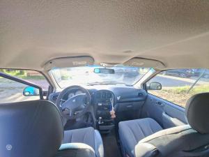 Black Dodge Caravan 2008 in Siauliai, with an engine capacity of 3.30 L and mileage of 227 thousand km for 1500 €, photo 9 on AUTOMOTO.COM.LV