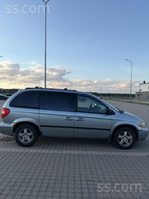 Pelēks Dodge Caravan 2005 Rīga, ar dzinēja tilpumu 3.30 L un nobraukumu 150 tūkst. km par 1650 €, foto 7 vietnē AUTOMOTO.COM.LV