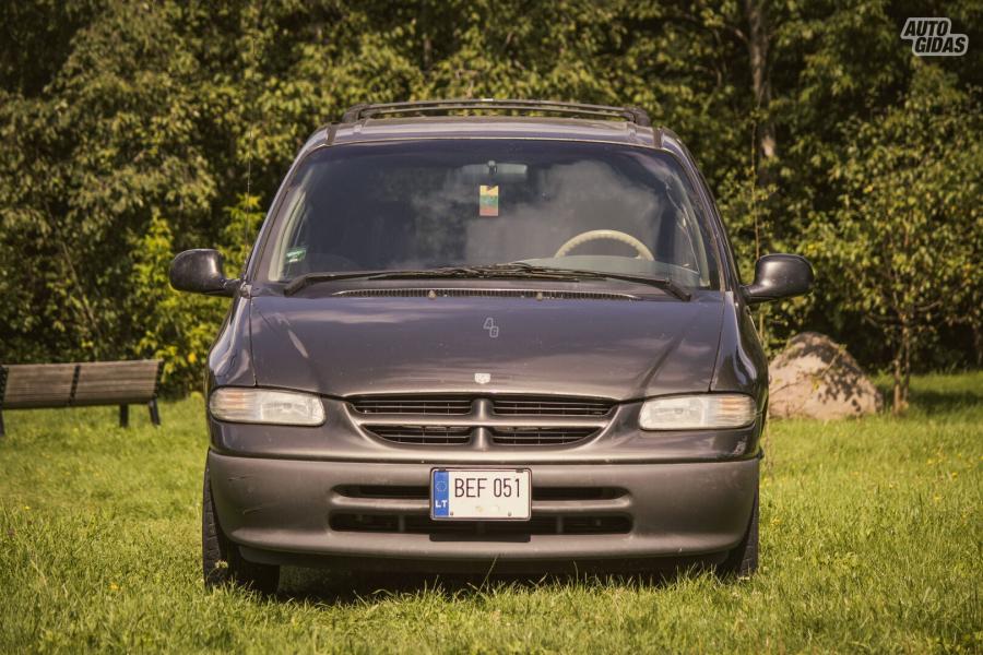 Додж Караван 1997 в Вильнюс, объемом двигателя 3.00 л и пробегом 170 тыс. км за 800 €, фото 9 на AUTOMOTO.COM.LV
